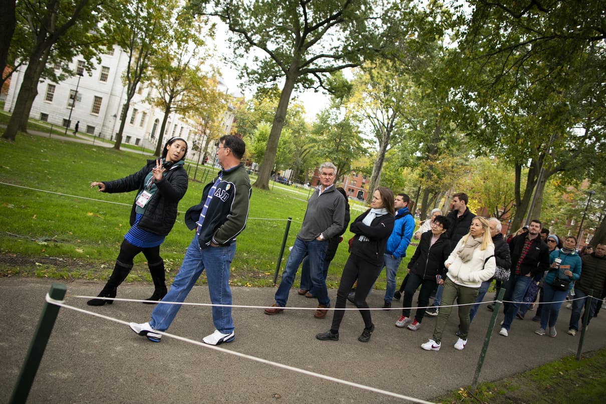 Campus Tours - Harvard University